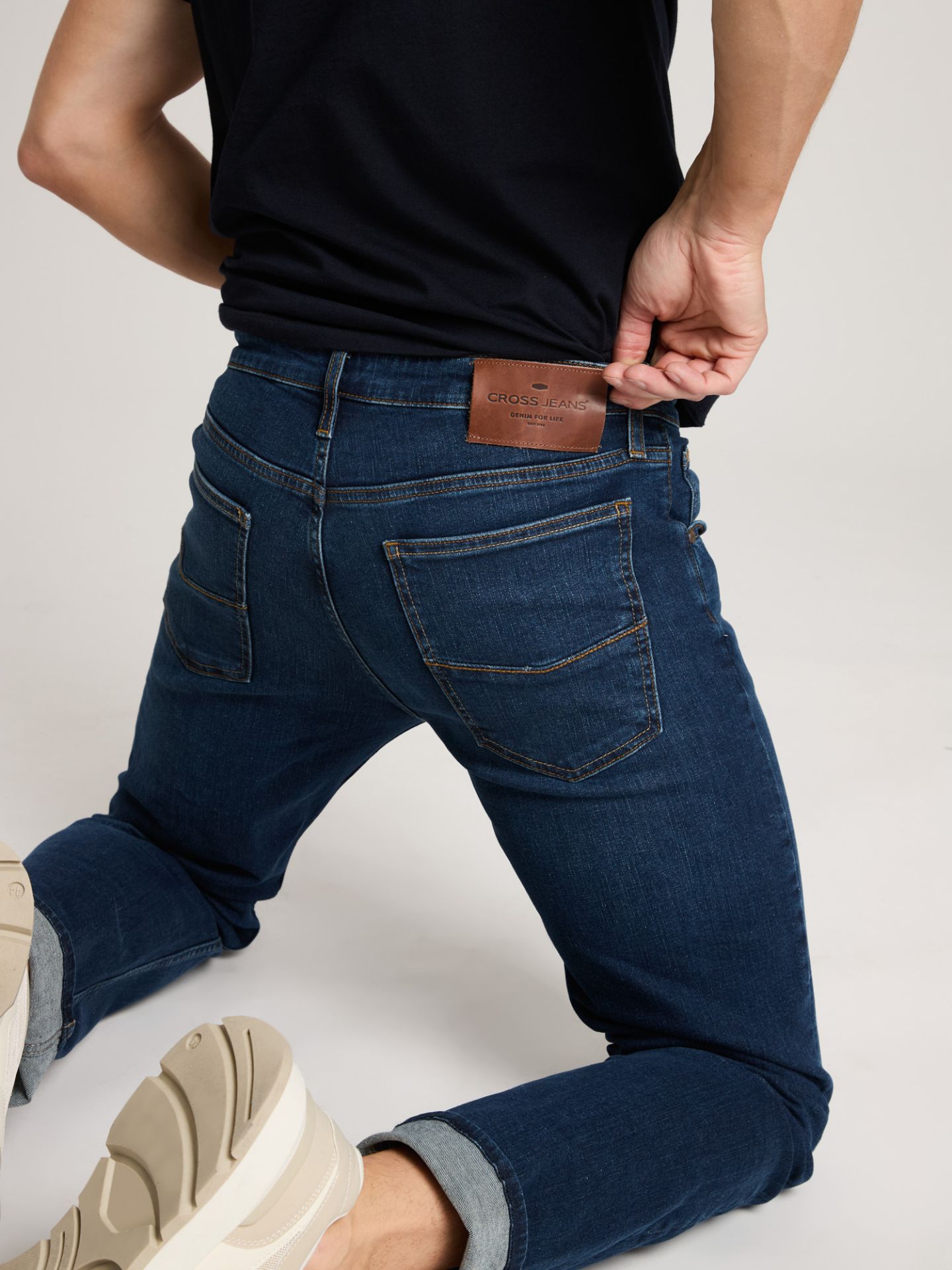 I LOVE TALL - fashion for tall people. Cross Jeans Damien men's jeans ...